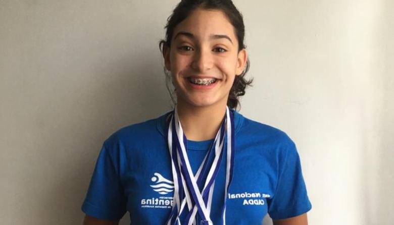 Nadadora logró medallas en torneo internacional en Chile - TusRadios